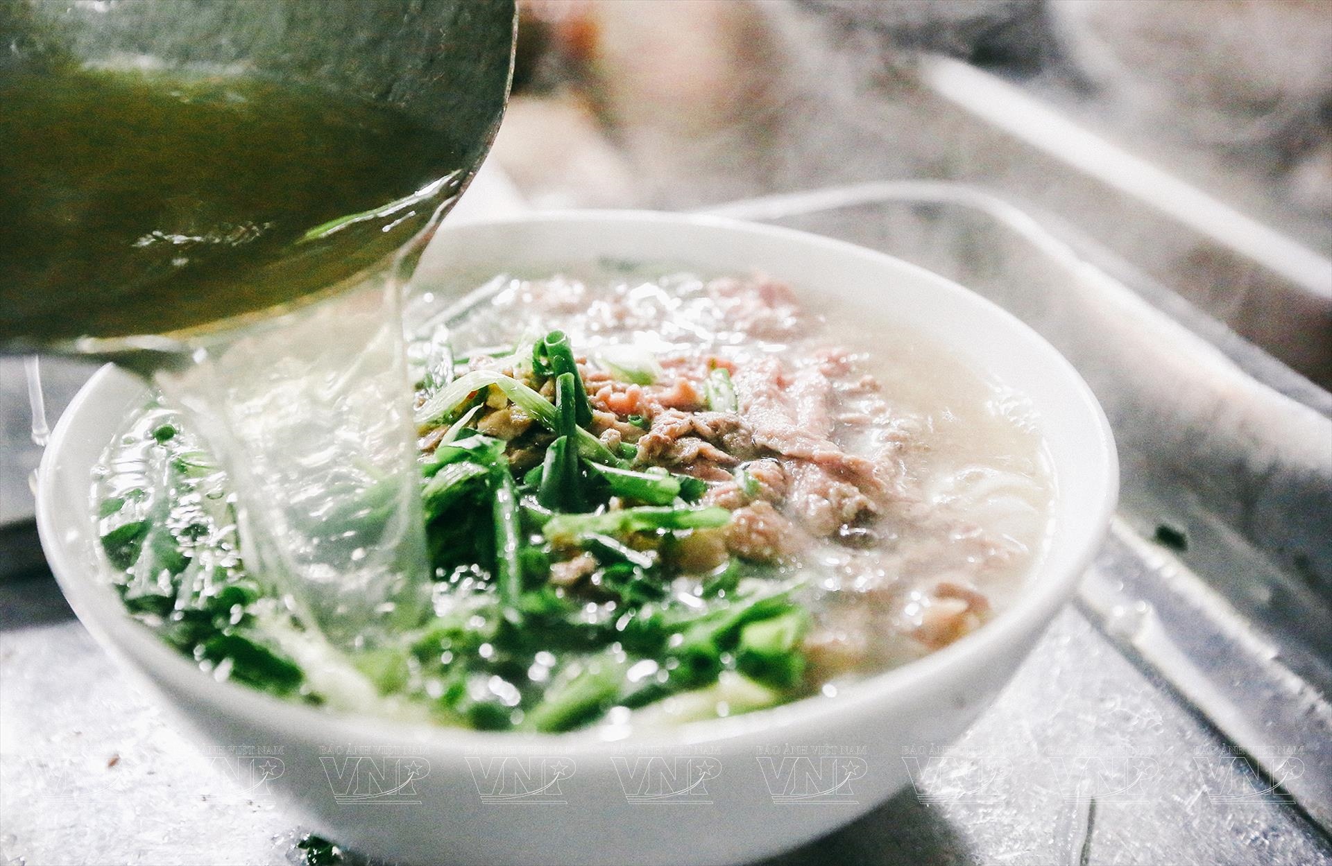 TasteAtlas : le ‘’pho’’ vietnamien parmi les 100 plats les plus ...