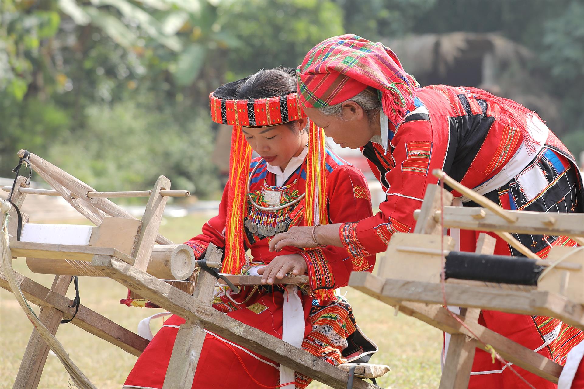 Nghề dệt thổ cẩm của người Pà Thẻn