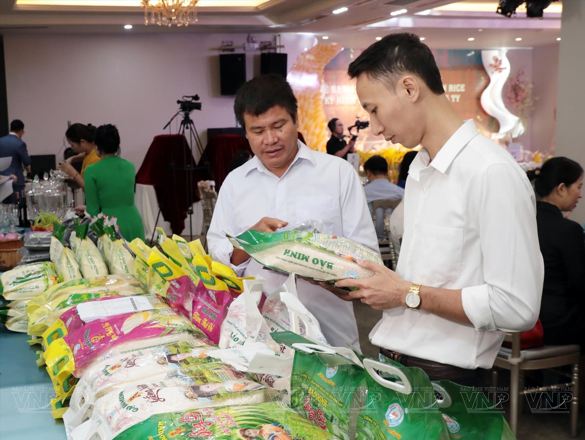 Lễ ra mắt gạo hữu cơ thương hiệu Queen Rice