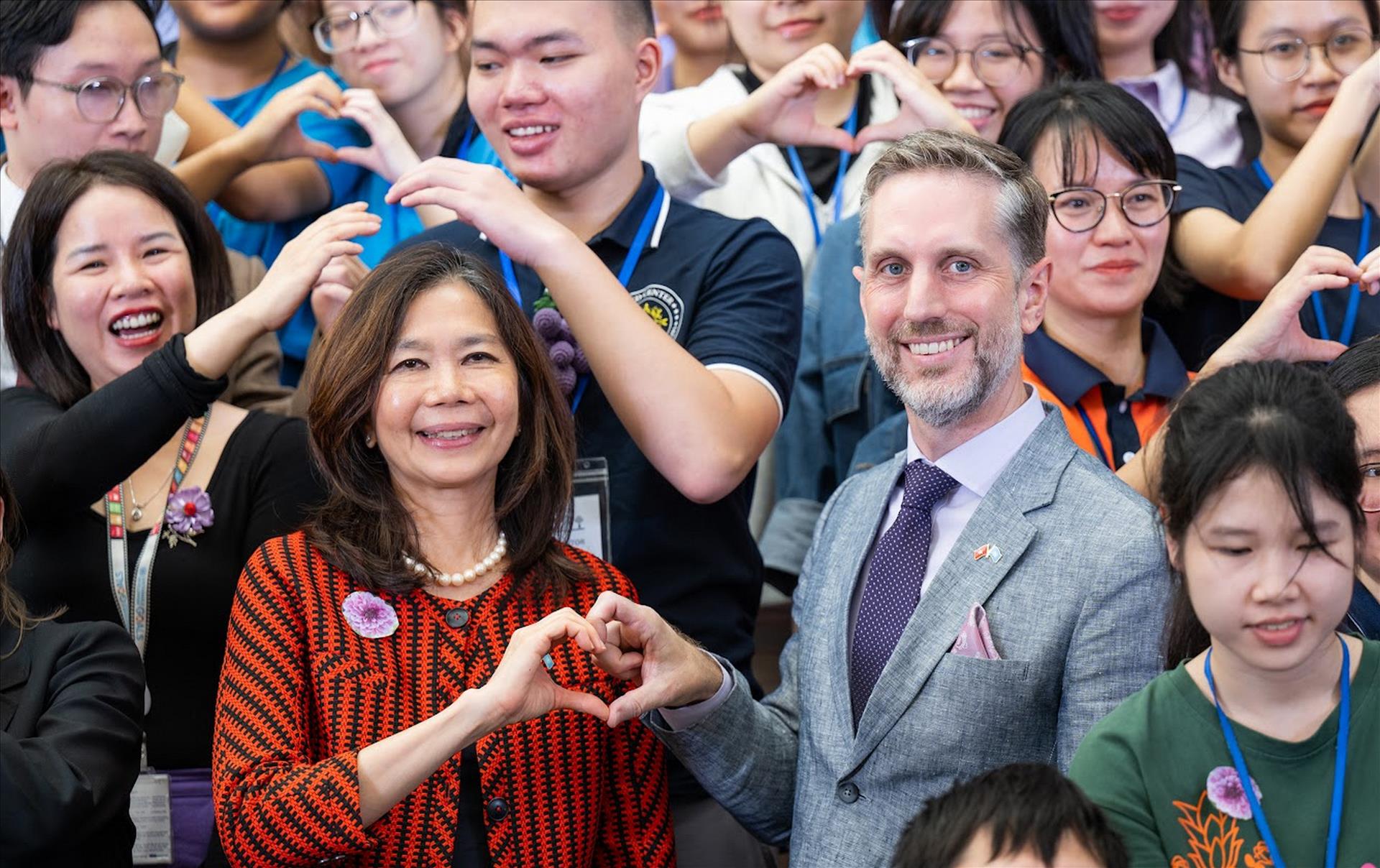 Advancing Inclusive Education and Leadership for People with ...