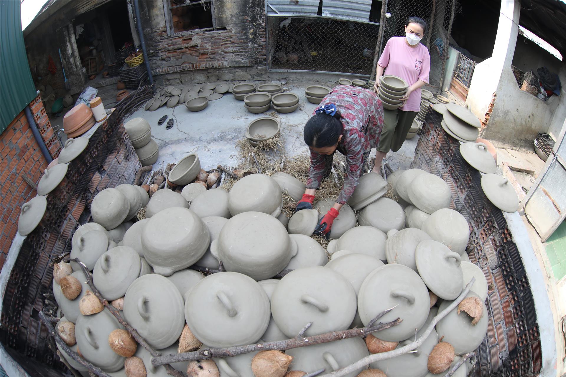 Bau Truc Pottery Village - A Living Tradition of Cham Art and Culture