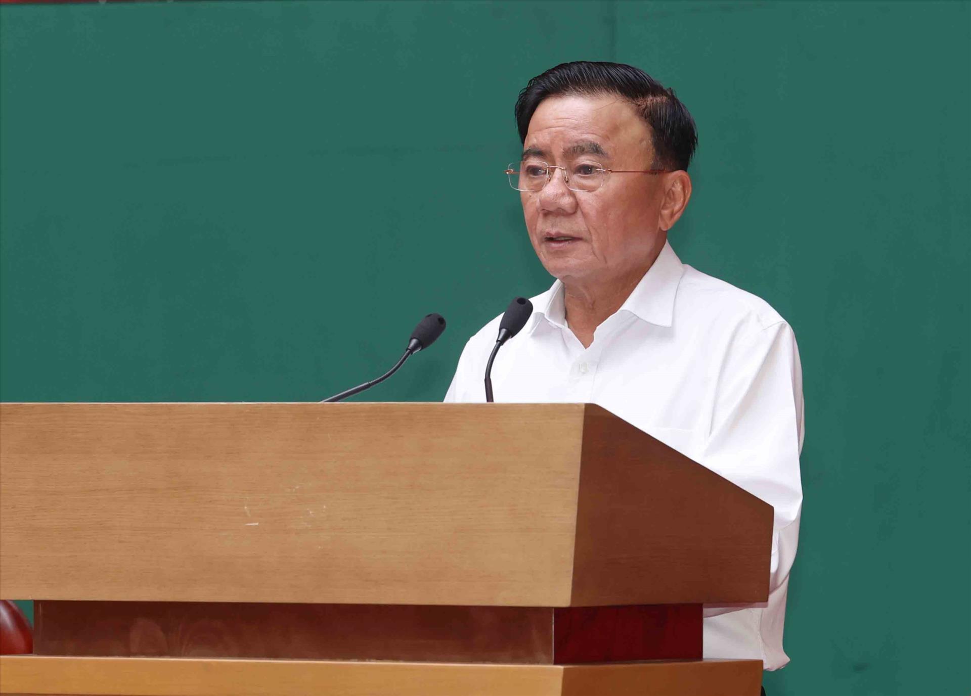 Báo Ảnh Việt Nam tiếng Việt