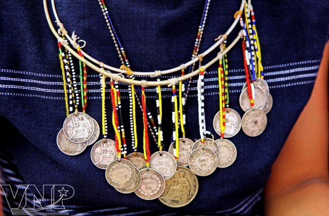 The Unique Costumes of the Bahnar Ethnic people