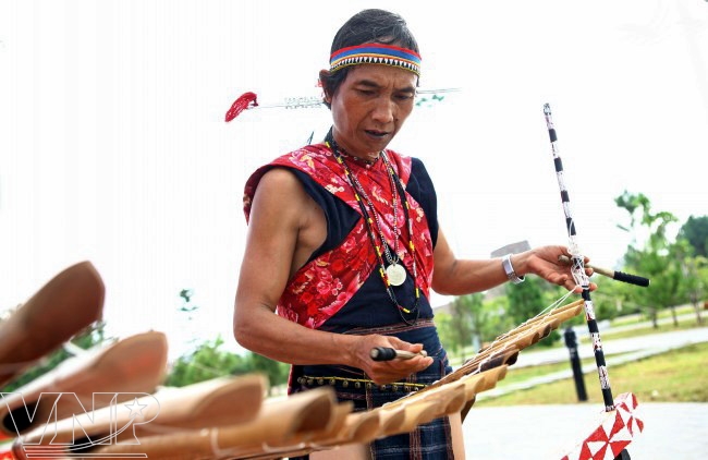 The Unique Costumes of the Bahnar Ethnic people