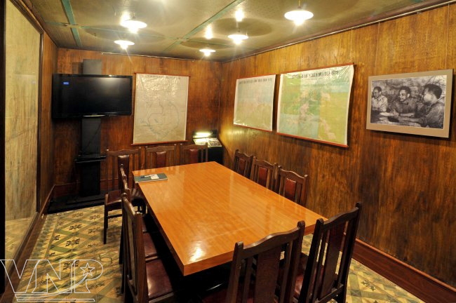 https://vietexplorer.com - Secret War Bunker in Thang Long Citadel