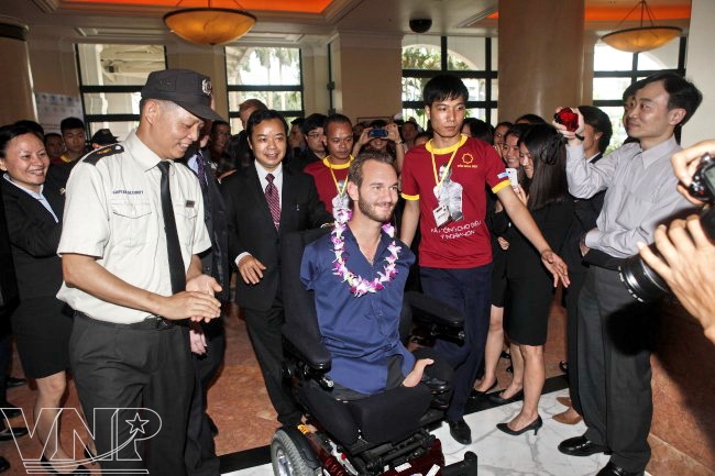 Nick Vujicic and His Memorable Days in Vietnam