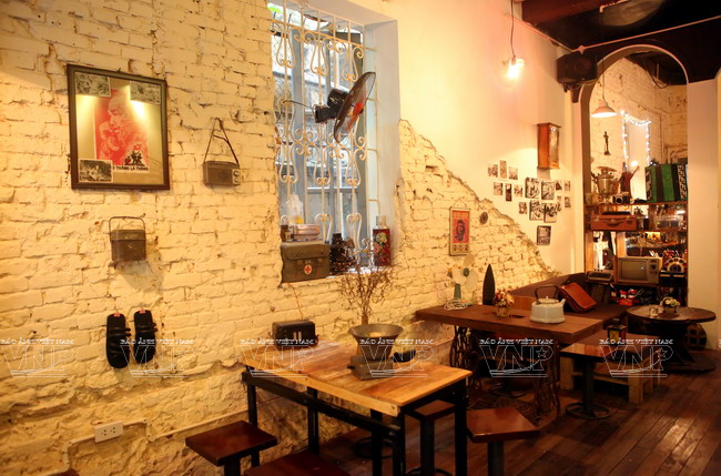 DOC CAFE’- In Memory of Hanoi during the Subsidy Period