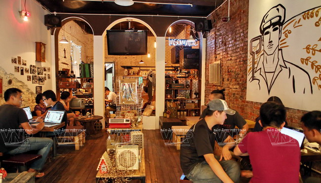 DOC CAFE’- In Memory of Hanoi during the Subsidy Period