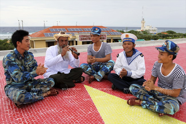 Tiếng kèn saranai ở Trường Sa