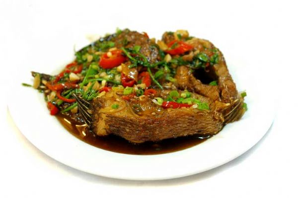 Snake-Head Fish Simmered with Pepper