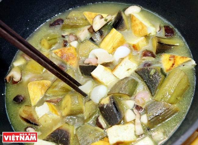 Stewed banana with tofu