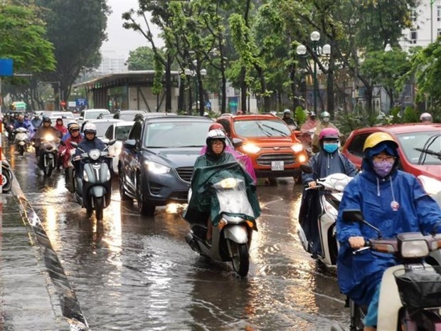 Heavy rain, flash floods forecast to continue over weekend