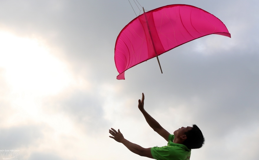 Kite flying festival honors a centuries-old tradition