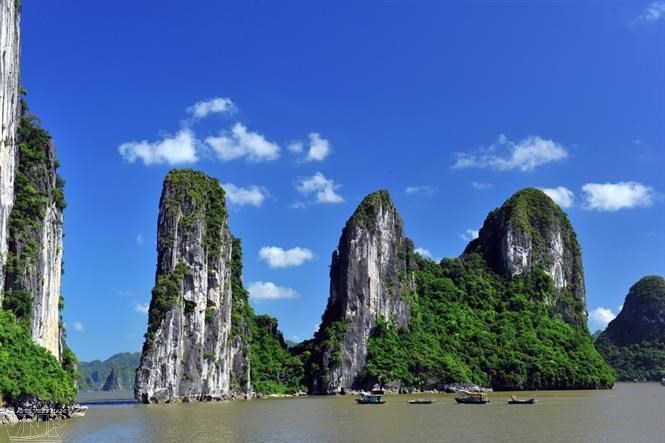 Ha Long Bay among world’s most beautiful places: British magazine