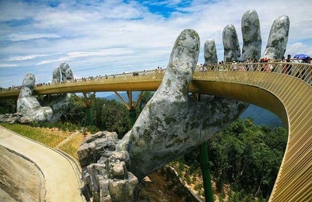Da Nang’s Golden Bridge listed amongst world’s most stunning bridges